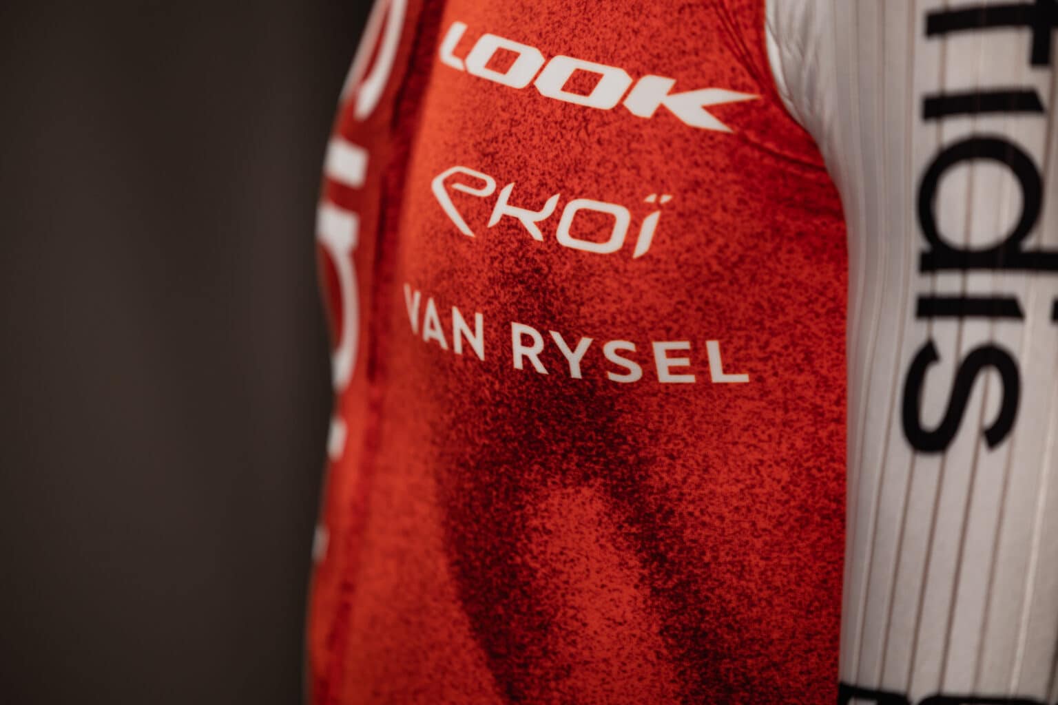 Van Rysel présente le maillot 2023 de la Team Cofidis - velopack