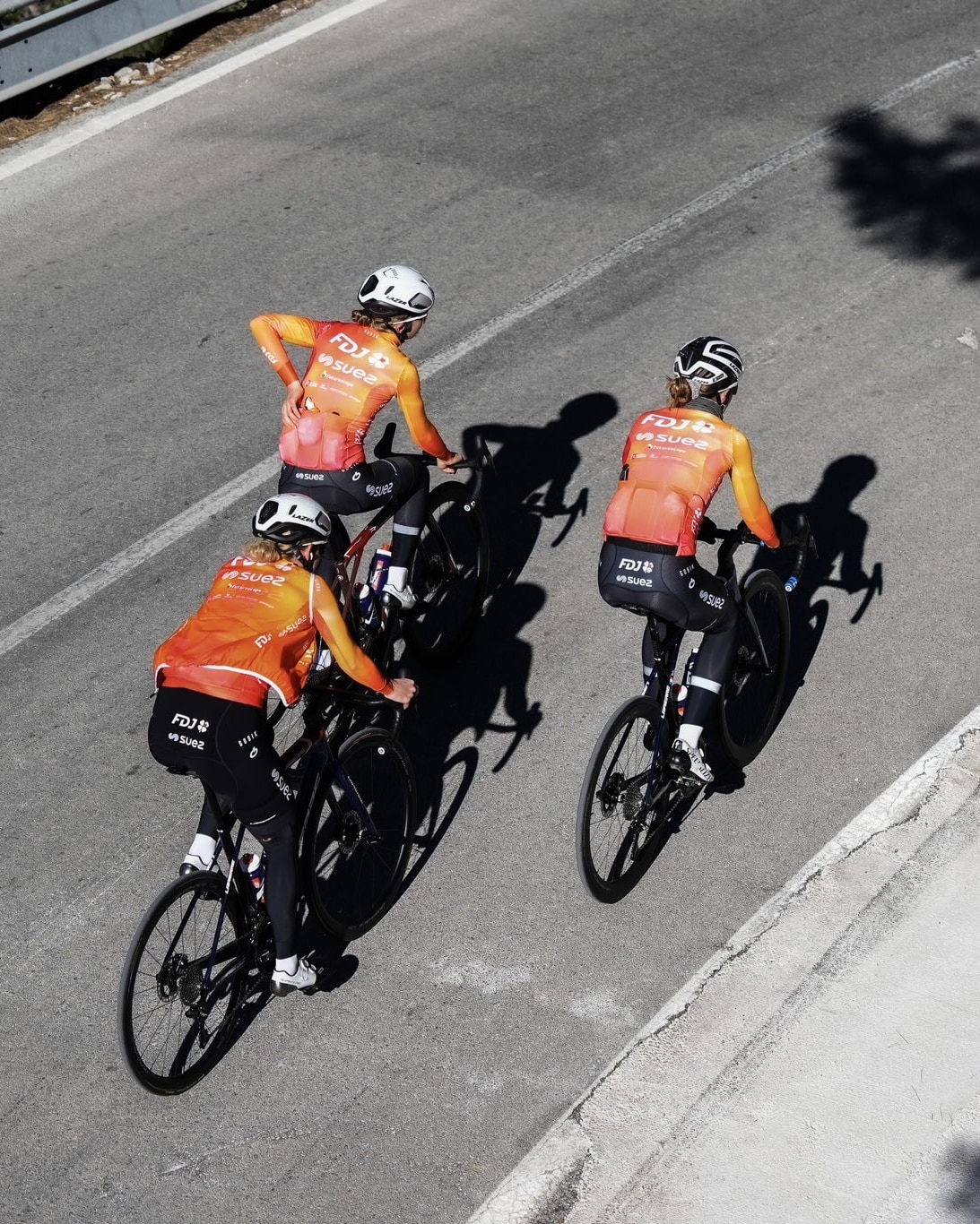 FDJ - Suez dévoile un maillot entraînement - velopack