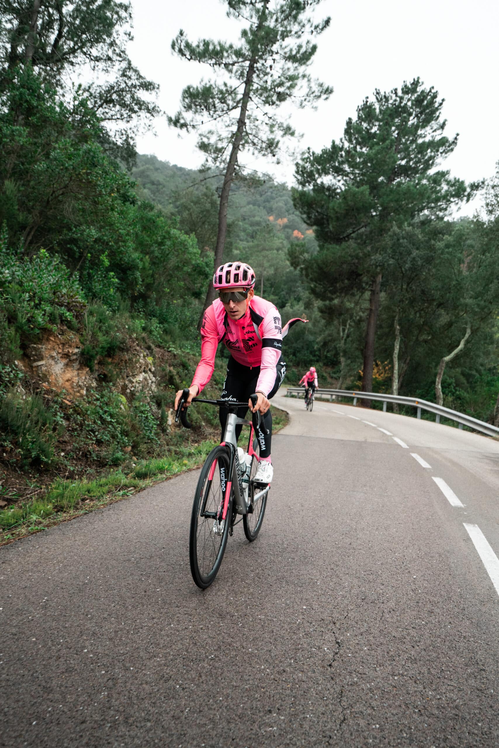 POC sort une paire de lunettes aérodynamique