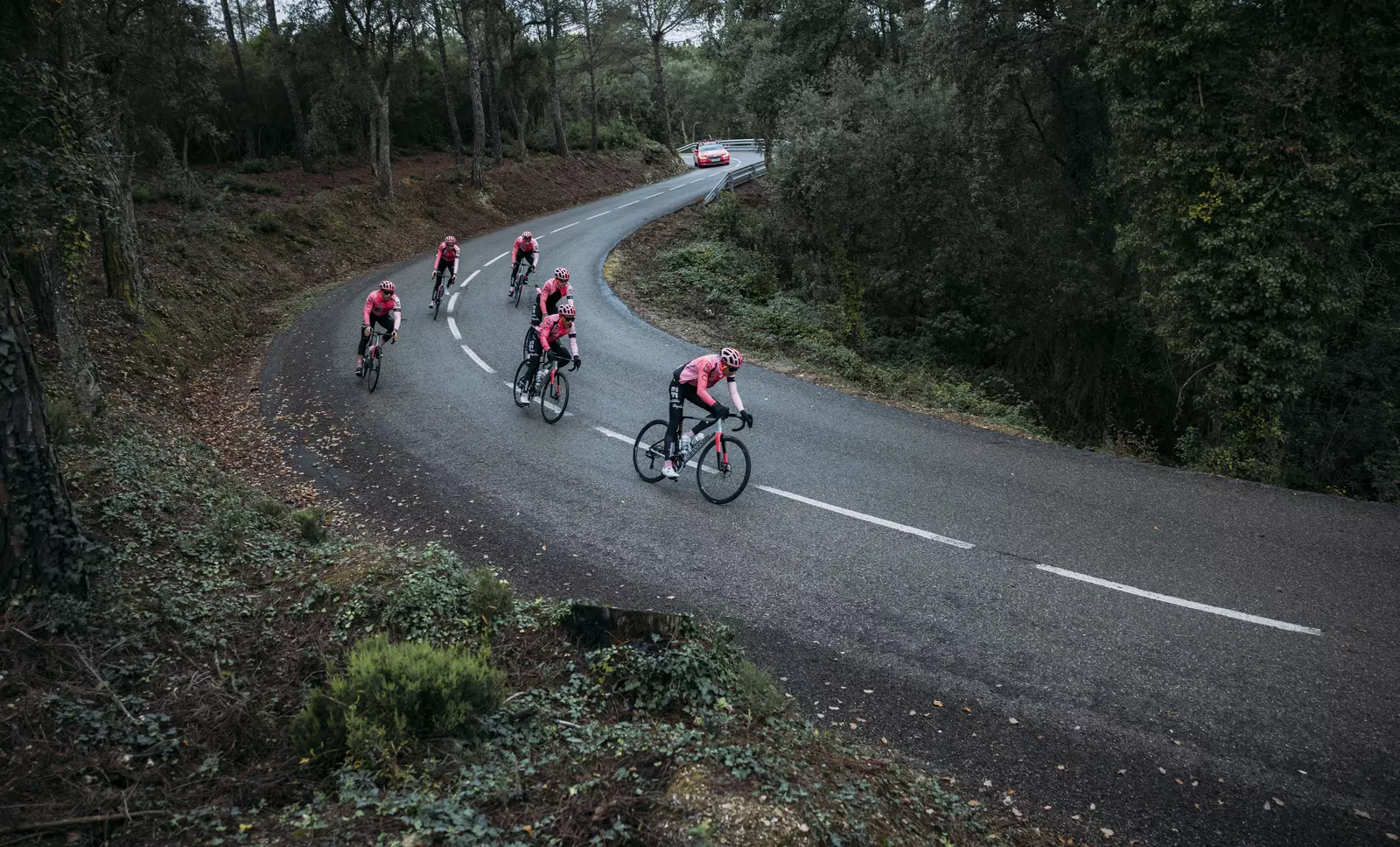 EF Education EasyPost dévoile son nouveau maillot - velopack
