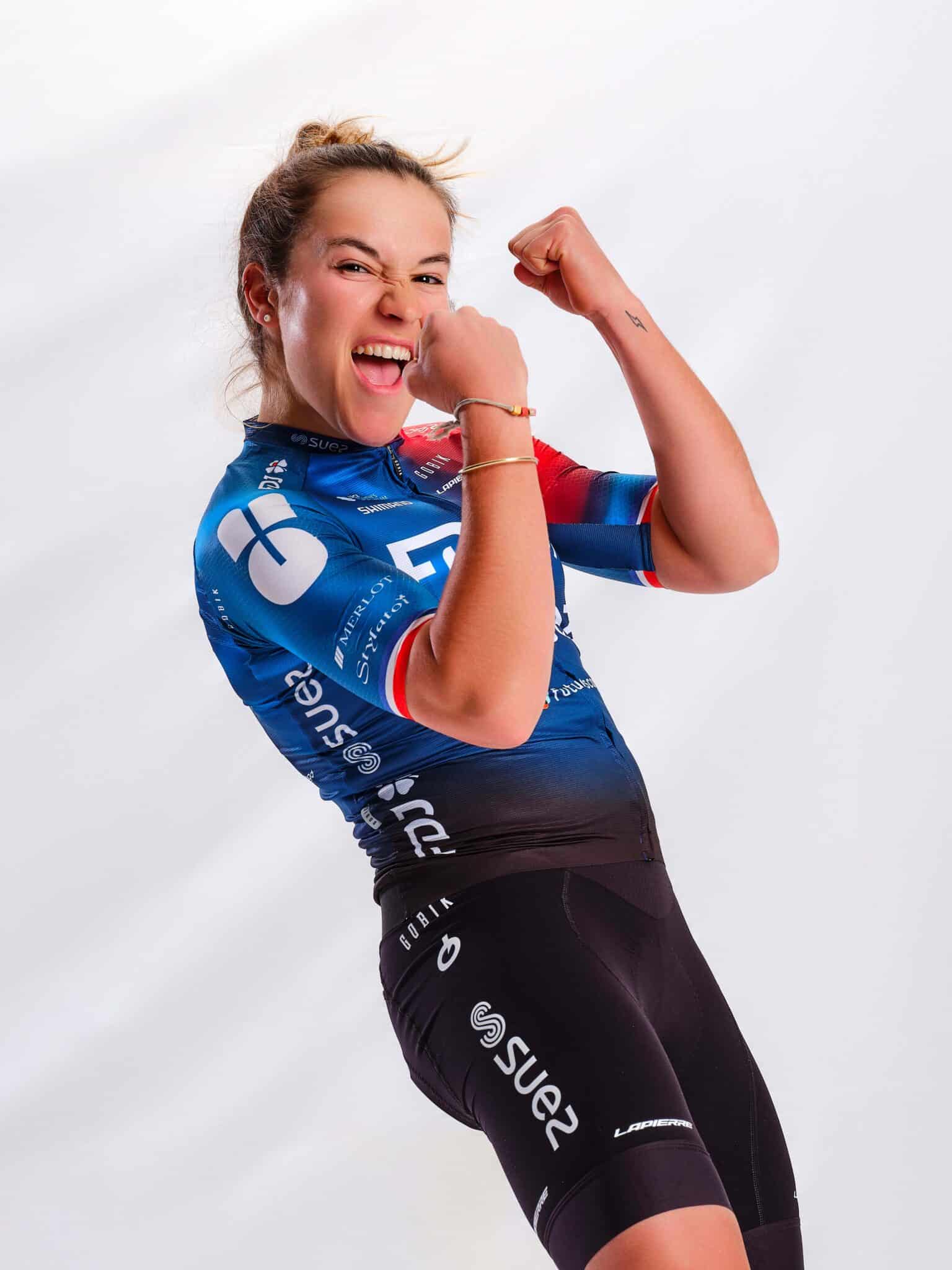 FDJ Suez dévoile un nouveau maillot pour Paris Roubaix