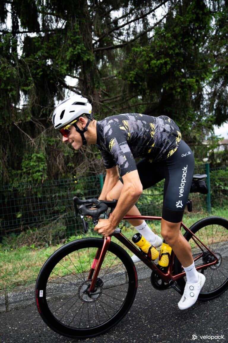 Test du casque Oakley ARO 5 Race Mips - velopack