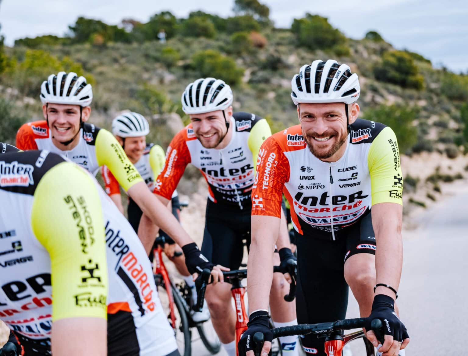 Cyclisme : les maillots 2025 des équipes du WorldTour